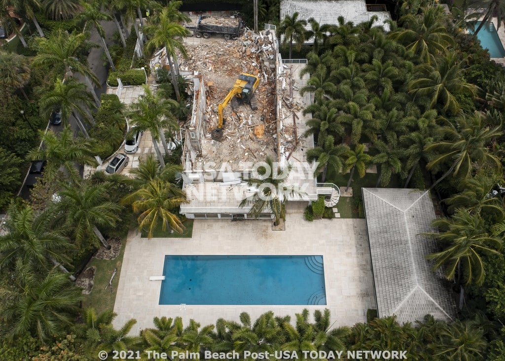 Jeffrey Epsteins Palm Beach Mansion To Be Demolished Court Photos Show